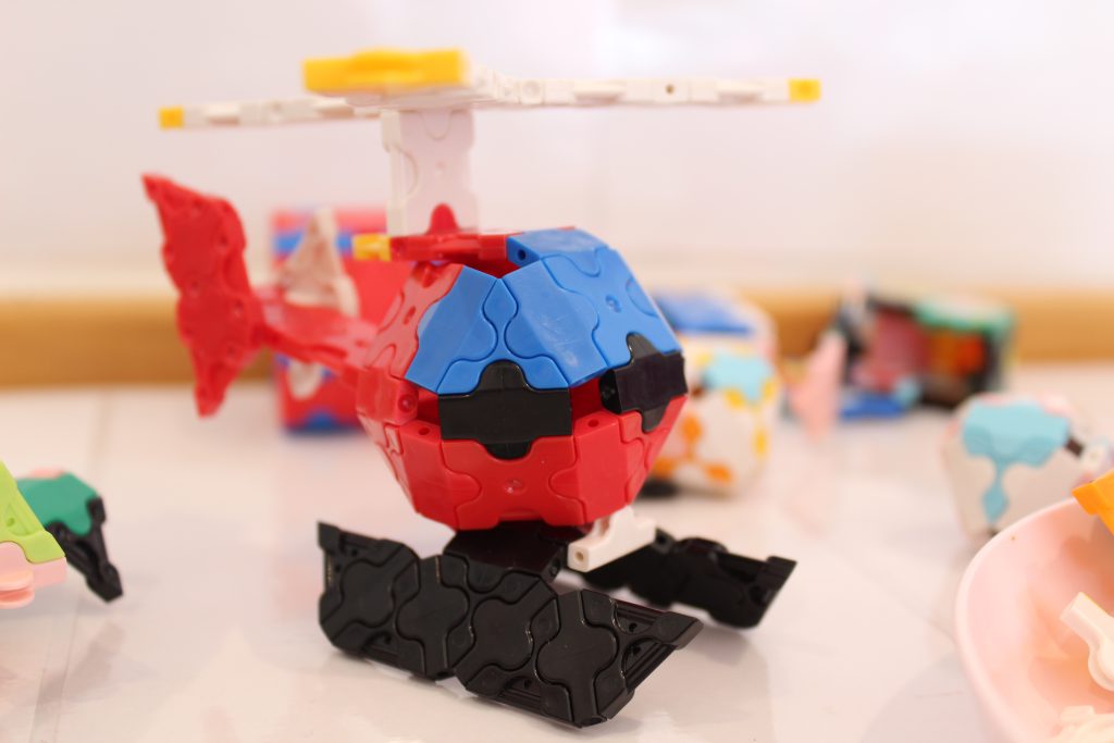 LaQブームは続いています | 認定こども園 高木学園附属幼稚園